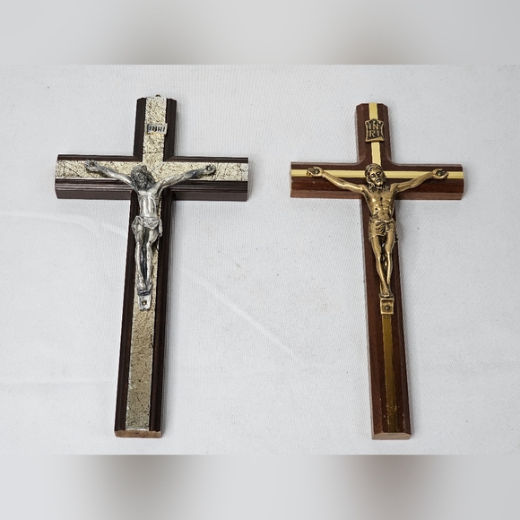 Art | Crucifix Cross Jesus Christ Wall Hanging Wood Metal 8 Pair 2 ...